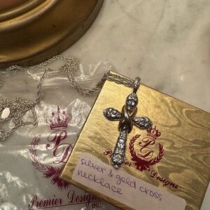 Premier Designs | Jewelry | Vintage Premiere Designs Silver Tone Cross ...